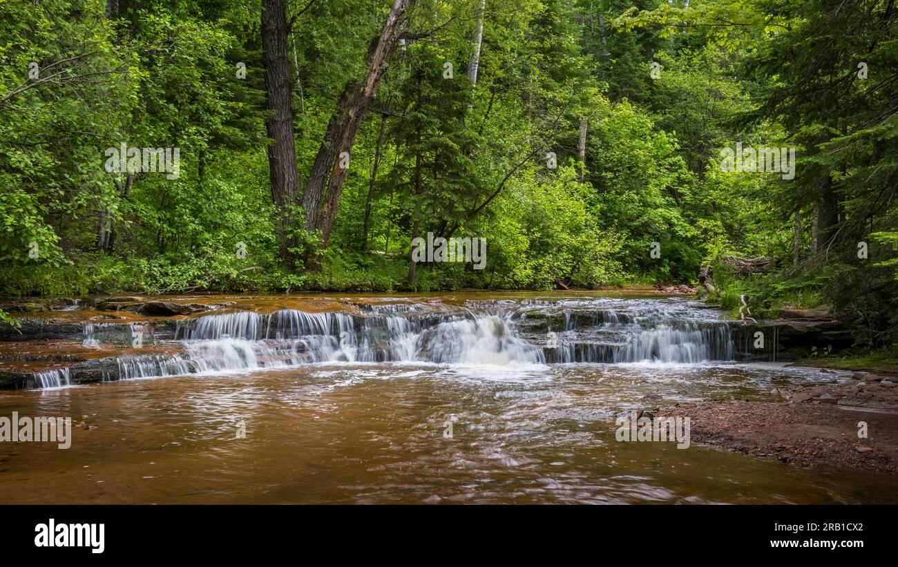 Siskiwit river hi-res stock photography and images - Alamy