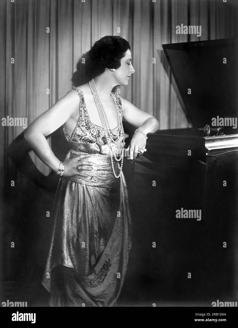 United States: c. 1916. Geraldine Farrar, opera singer and actress and ...