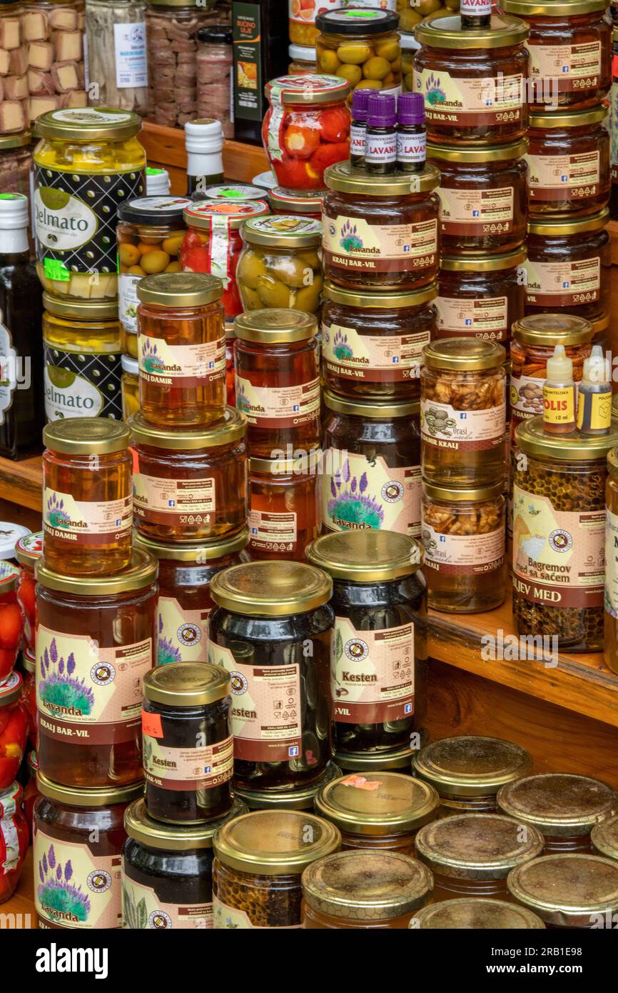 Jam jars display market hi-res stock photography and images - Alamy