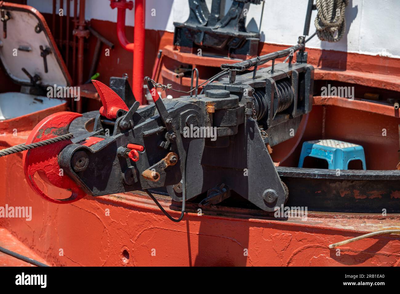 tugboat towing hook, mechanical quick release hook on a large harbour ... tugboat towing hook, mechanical quick release hook on a large harbour ...