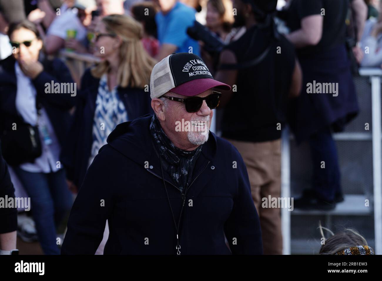 Billy Joel arrives to watch Bruce Springsteen and the E Street Band ...