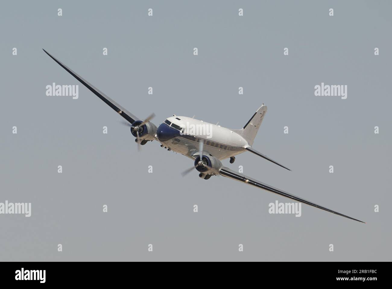 Propeller dc 3 blade hi-res stock photography and images - Alamy