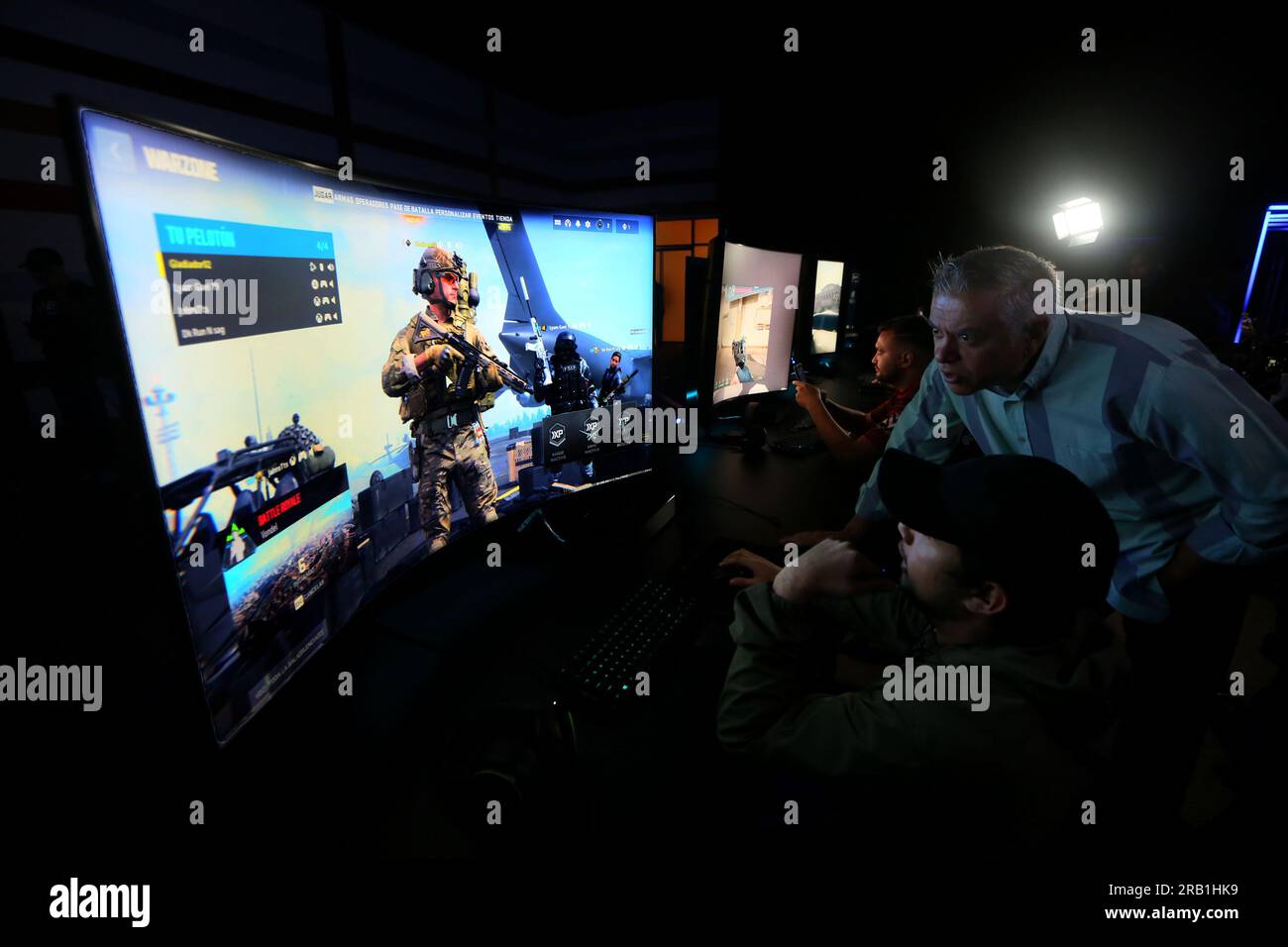 5 generacion hi-res stock photography and images - Alamy