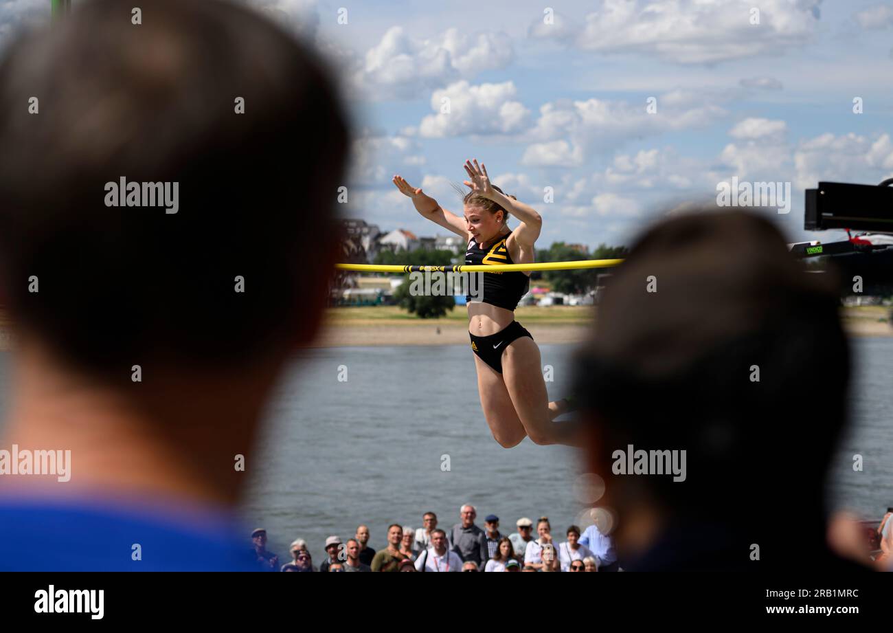 Feature, Chiara SISTERMANN (TSV Graefelfing/ 2nd place) action ...