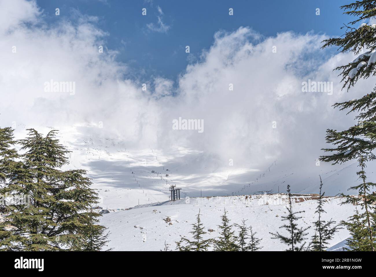 Church mount lebanon snow hi-res stock photography and images - Alamy