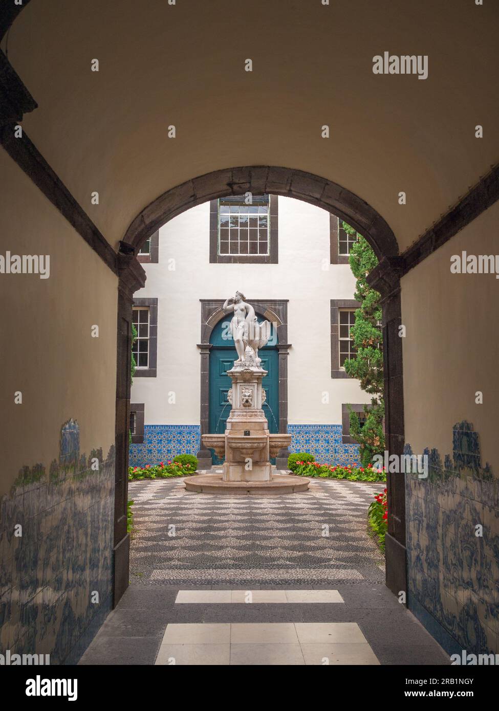 Leda and the Swan statue in Funchal, Madeira Stock Photo - Alamy
