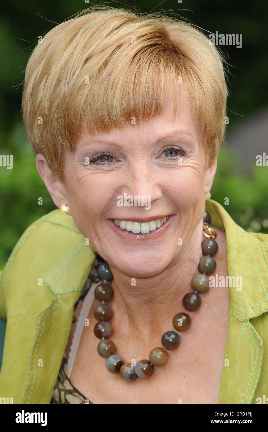 Anne Robinson, RHS Chelsea Flower Show, London, UK Stock Photo - Alamy