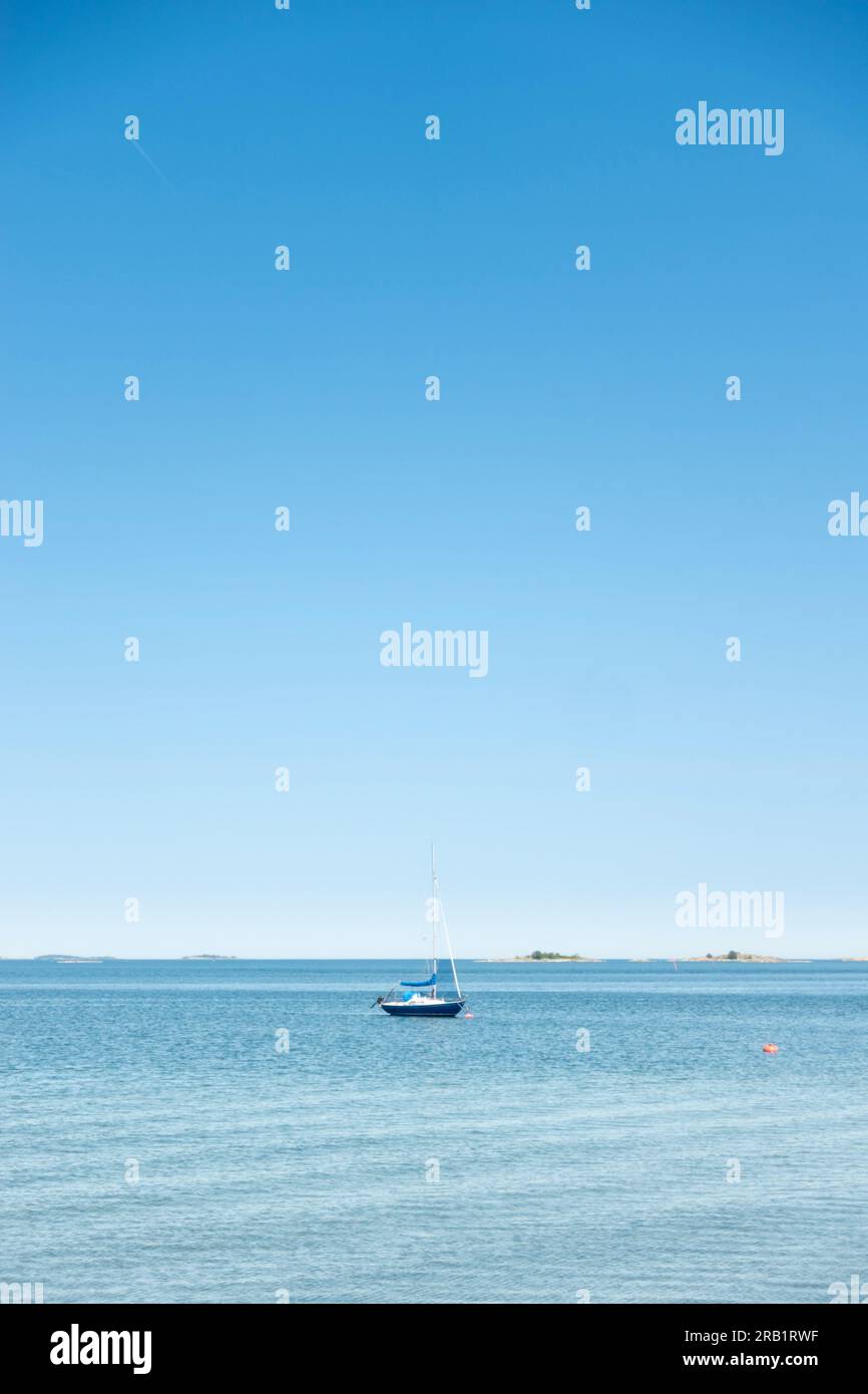 No Clear Ocean Wallpaper