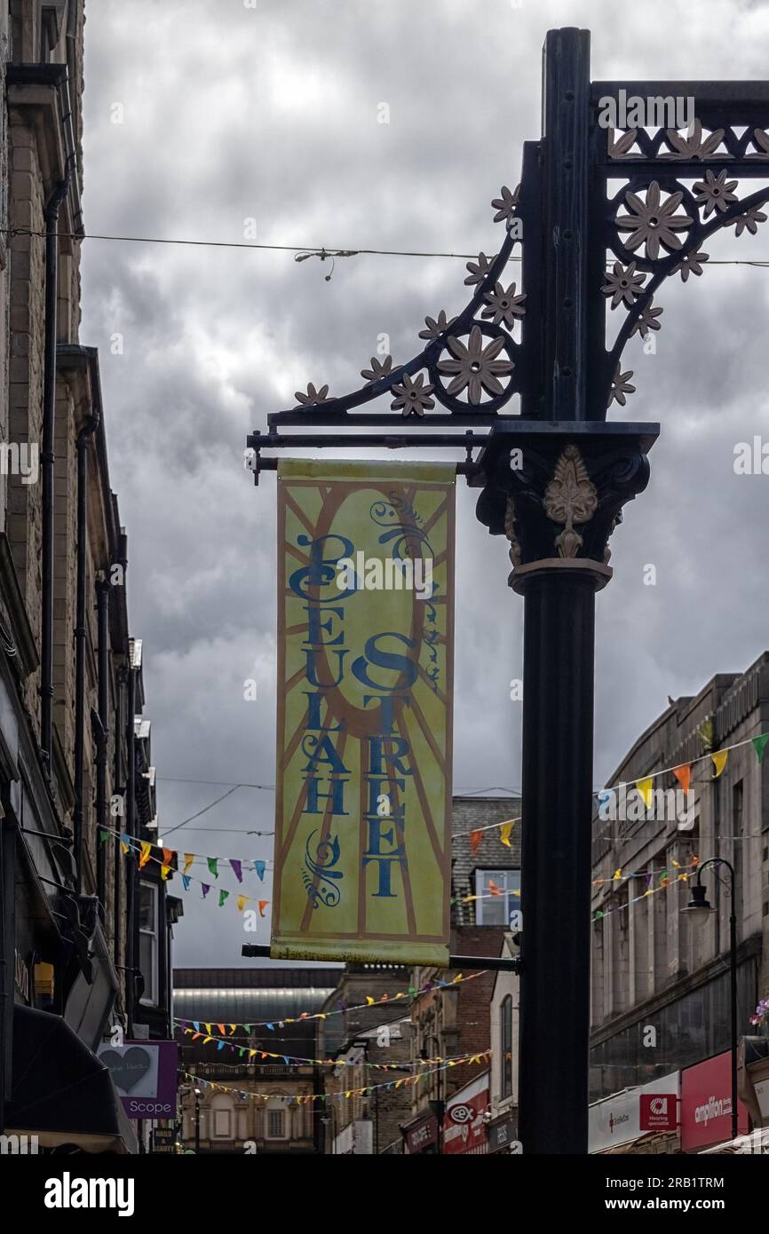 Beulah street harrogate hi-res stock photography and images - Alamy