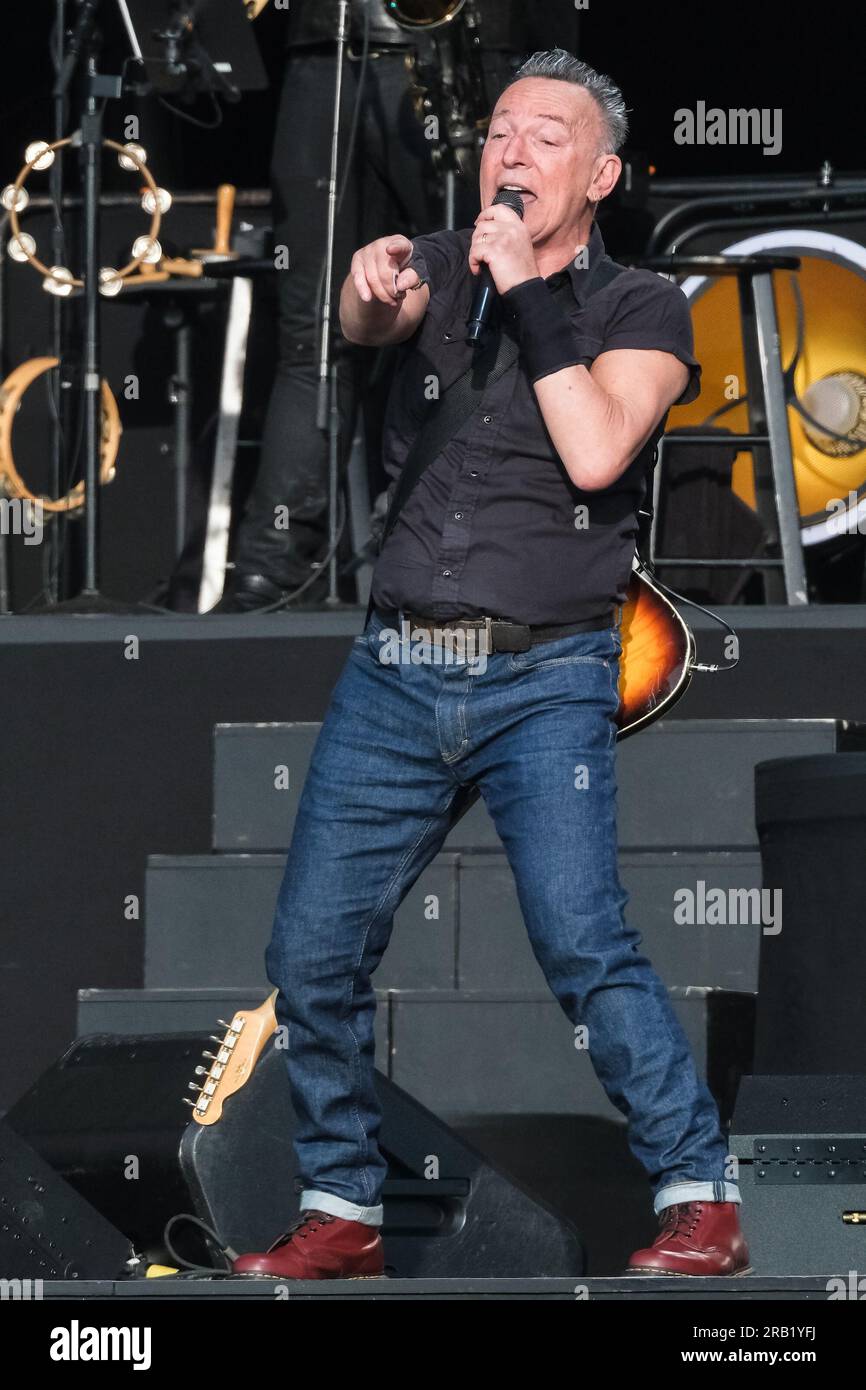 London, UK. 6th July, 2023. Bruce Springsteen photographed performing ...