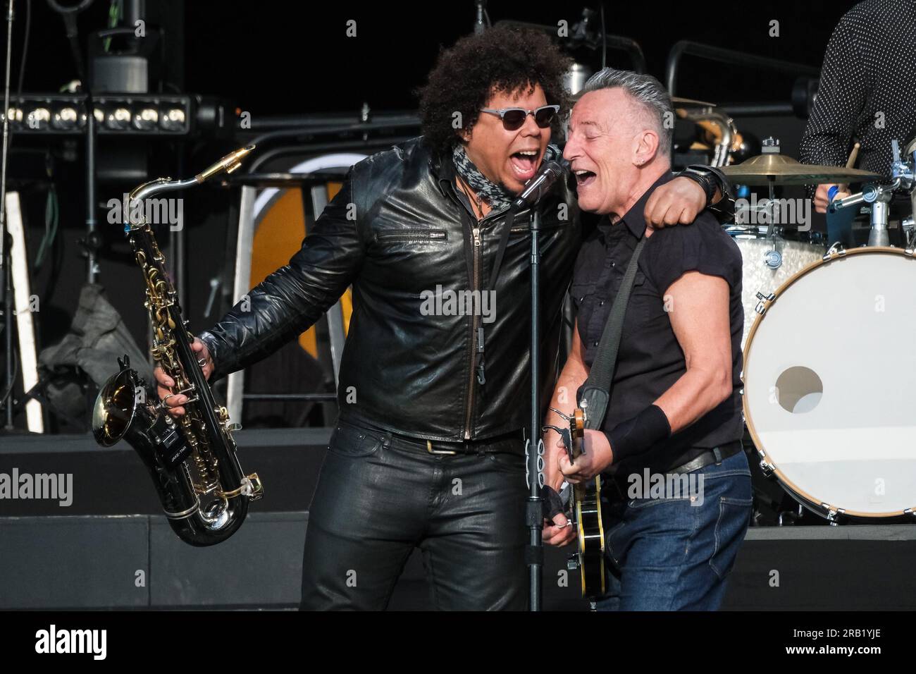 London, UK. 6th July, 2023. Bruce Springsteen and Jake Clemons of the E ...