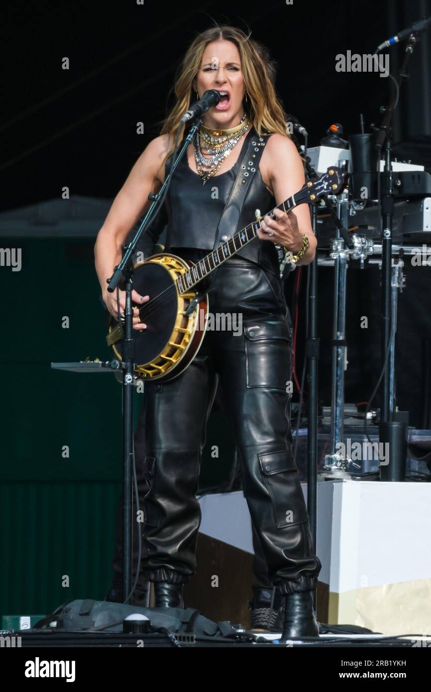 London Uk 6th July 2023 Emily Robison Emily Strayer Of The Chicks Photographed