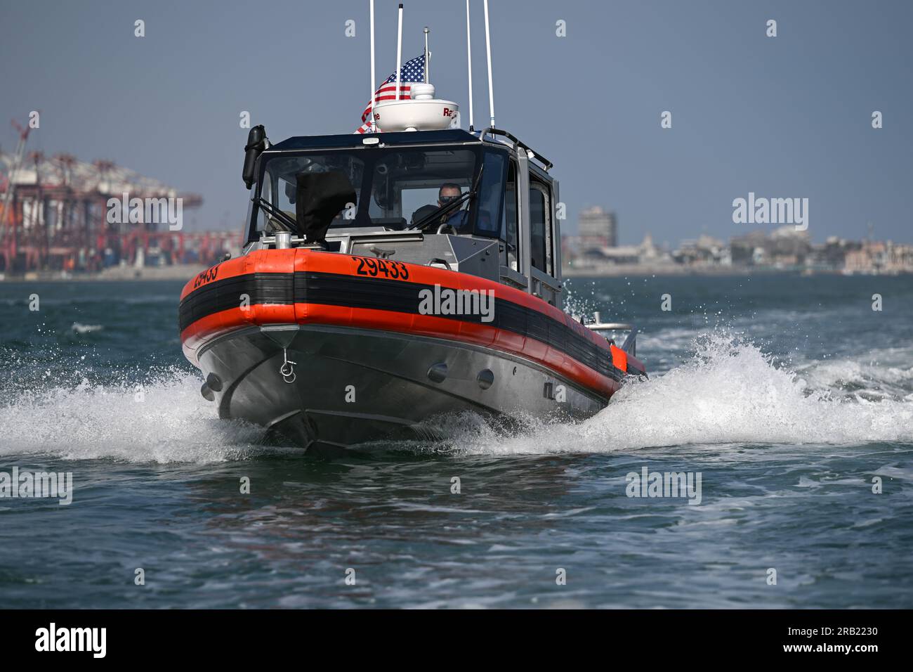 Members of Coast Guard Maritime Safety and Security Team (MSST) 91101 ...