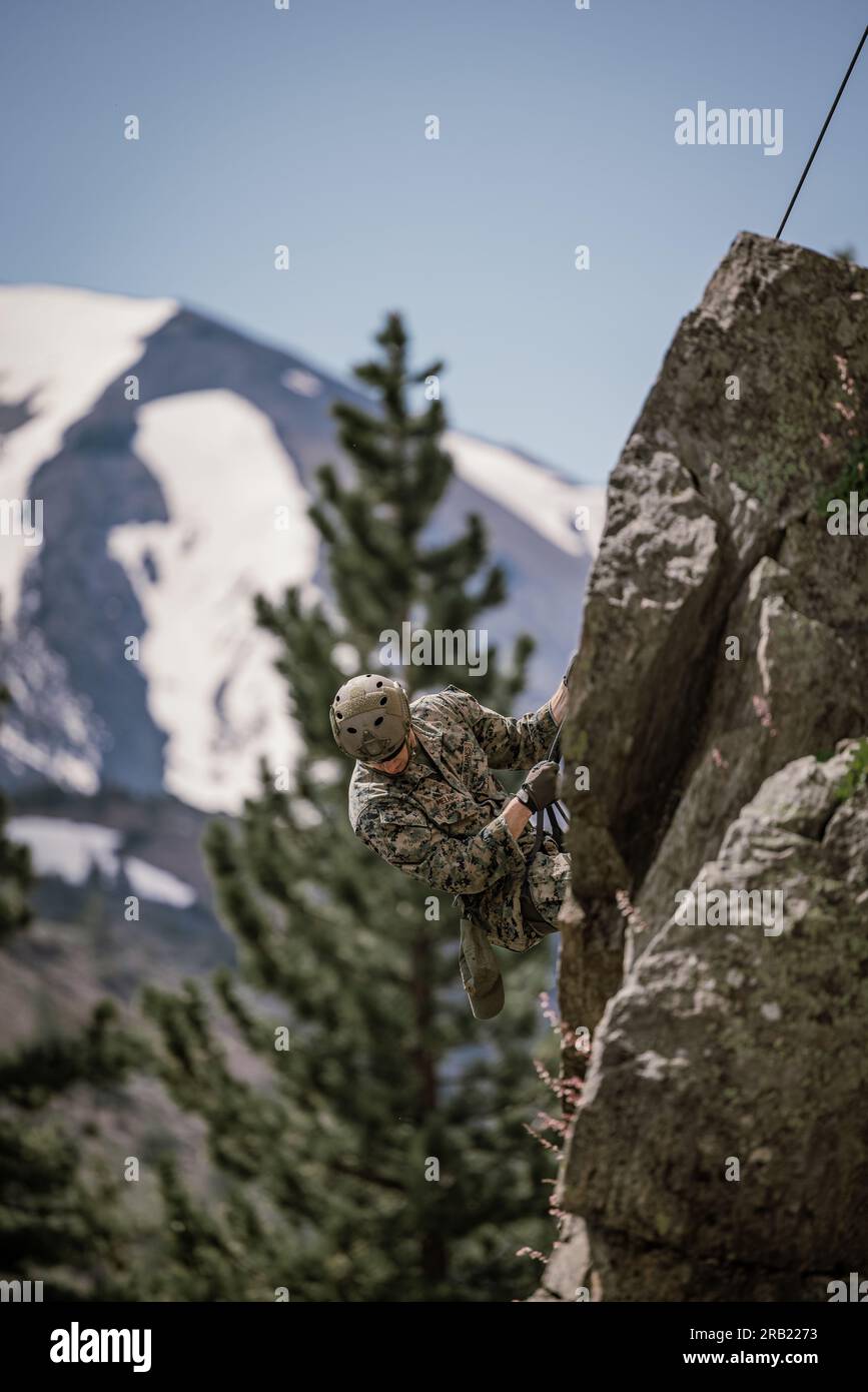 A U.S. Marine with Charlie Company, 4th Reconnaissance Battalion, 4th ...