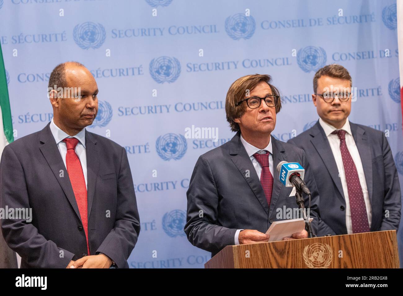 Ambassador Nicolas de Riviere reads statement at Security Council ...
