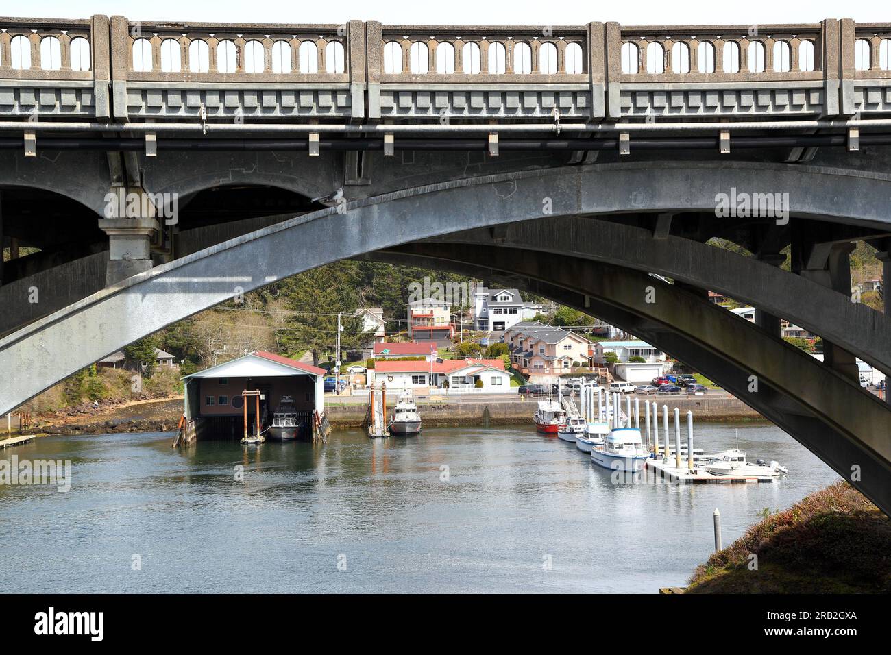 Along the Oregon Coast: the town of Depoe Bay , famous for its tiny ...