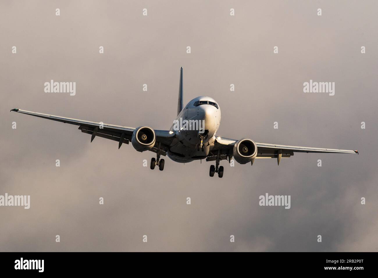 Sharp telephoto close-up of aircraft taking off and landing Victoria ...