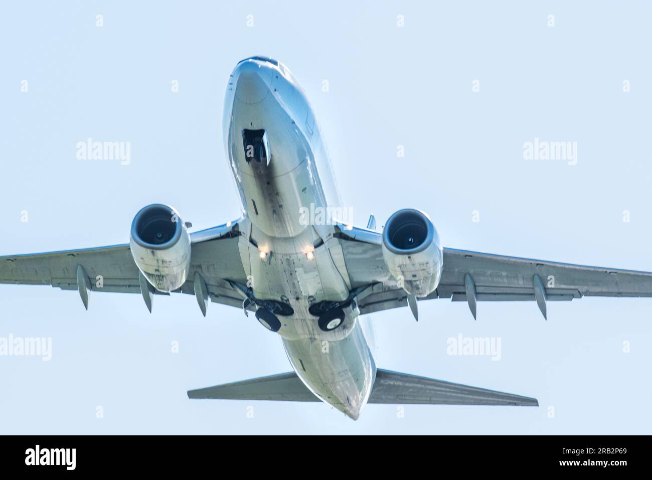 Sharp telephoto close-up of aircraft taking off from Victoria, BC ...