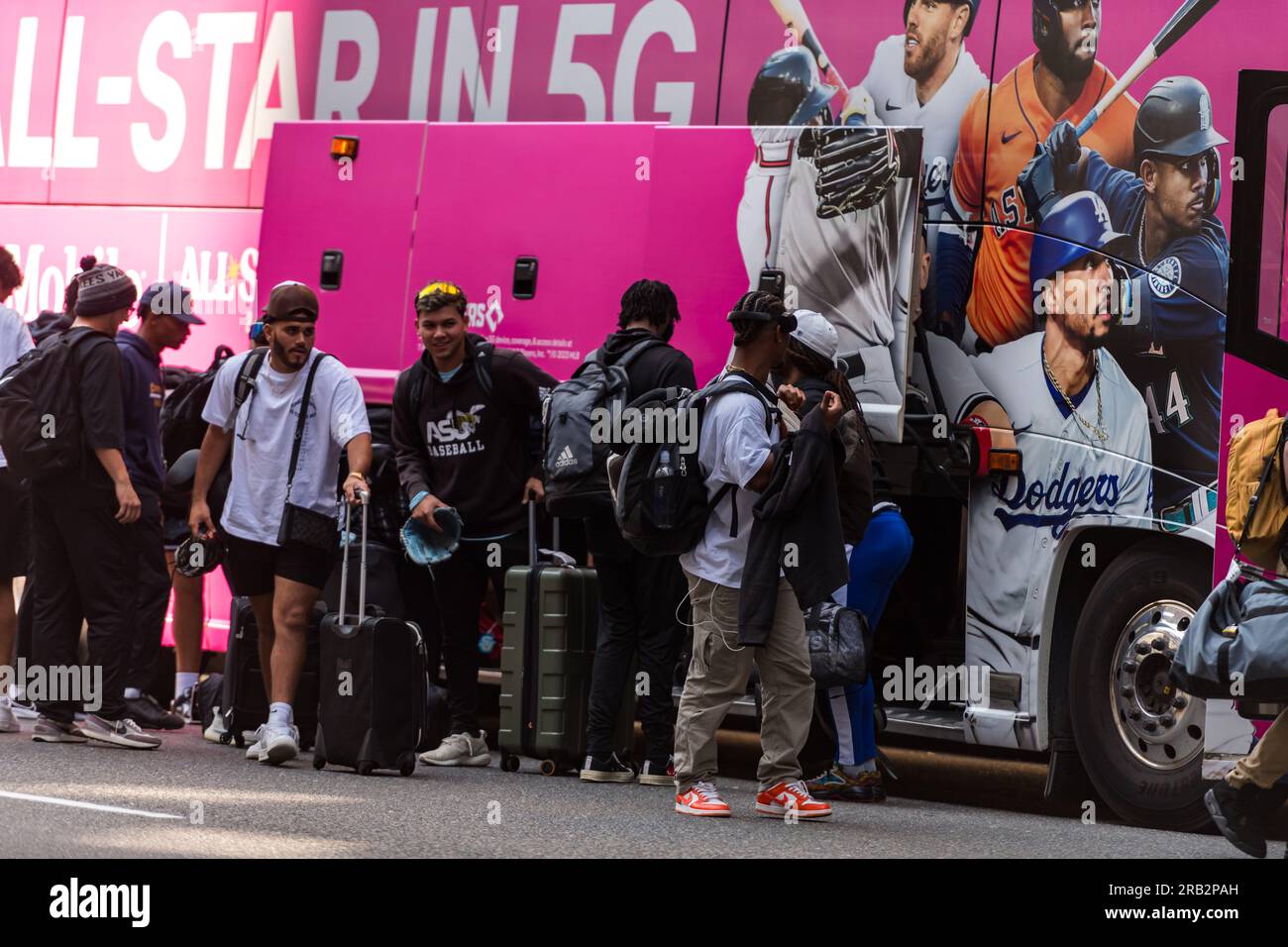 Seattle, USA. 6 Jul, 2023. Players arriving at the Westin as the city ...