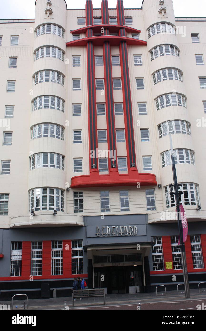 The Beresford Building on Sauchiehall Street in the West End of Glasgow ...