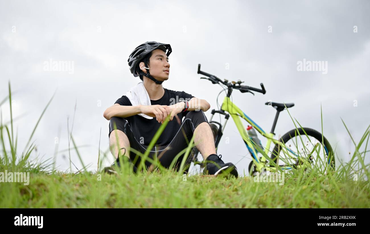 Asian male cyclist hi-res stock photography and images - Alamy