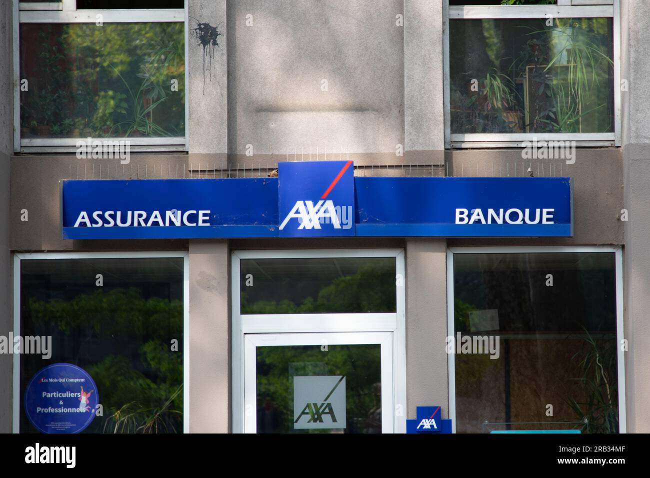 lyon, France - 06 16 2023 : axa assurances banque logo sign and brand ...