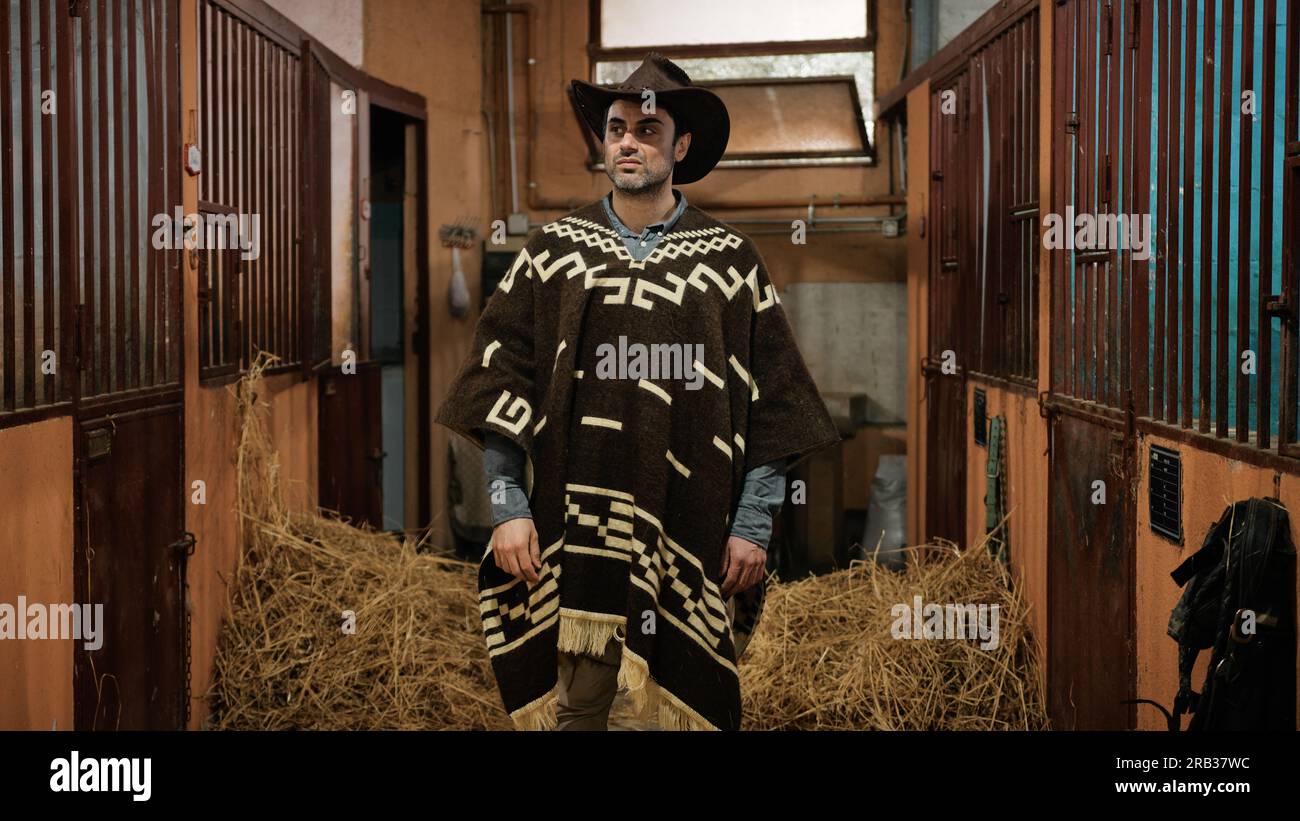 Dusty stable hi-res stock photography and images - Alamy