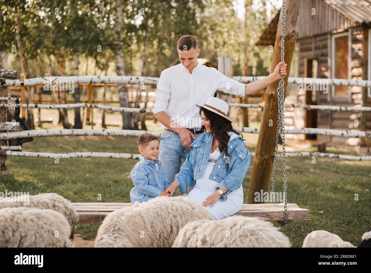 Cute Country Family Picture Ideas