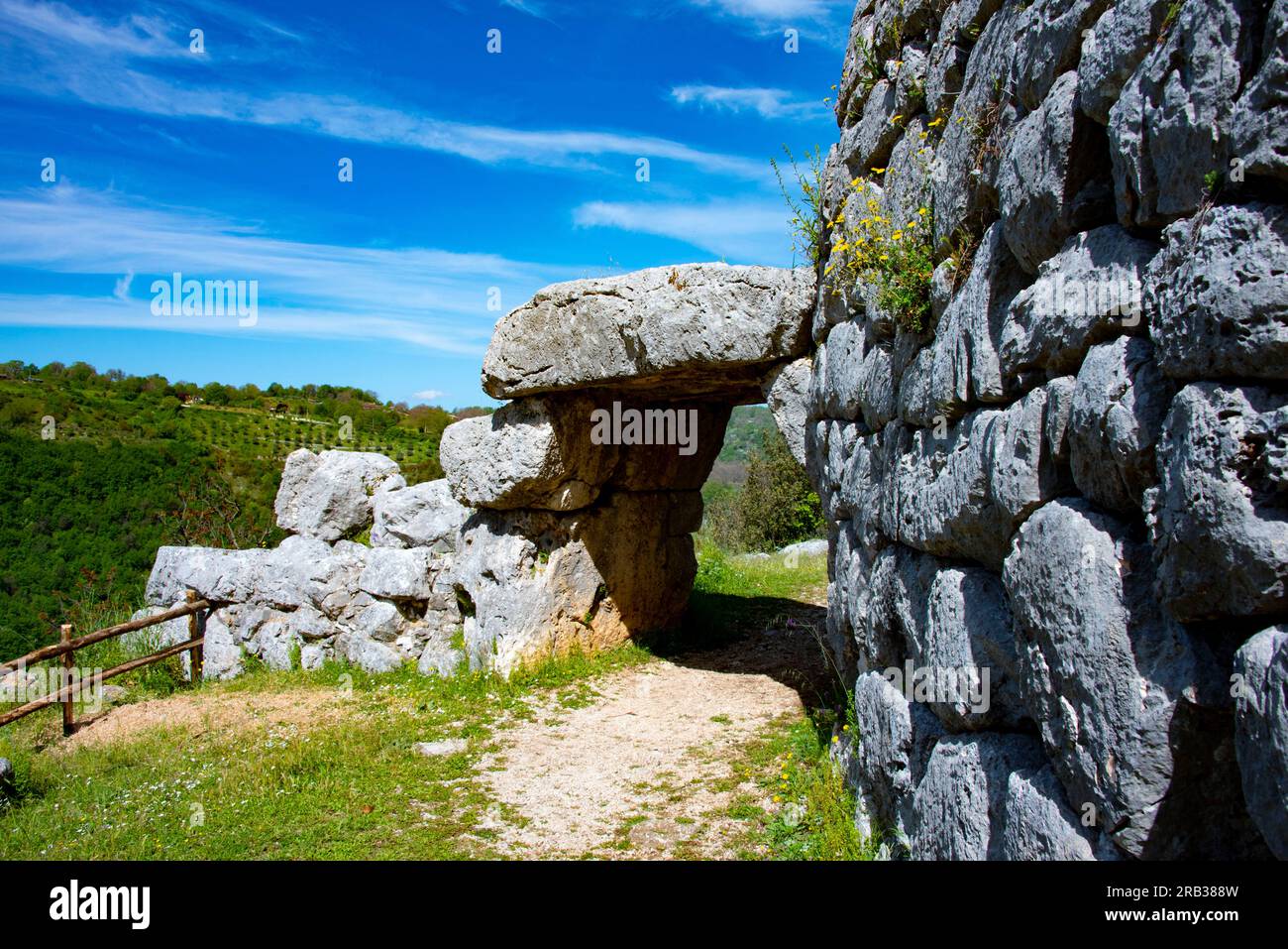 Saracen medieval hi-res stock photography and images - Alamy