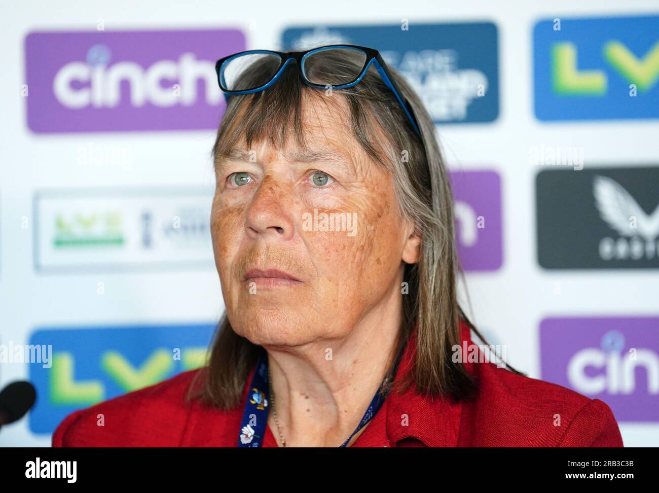 Jane powell cricket hi-res stock photography and images - Alamy