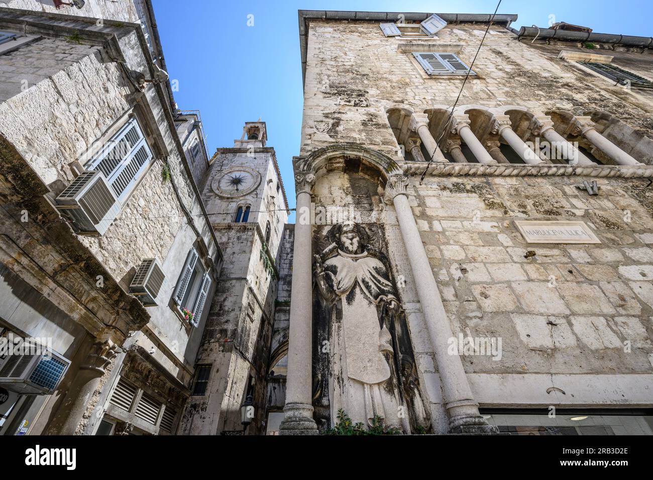 A sculpture of St Anthony the Hermit on the Ciprianis-Benedetti Palace ...