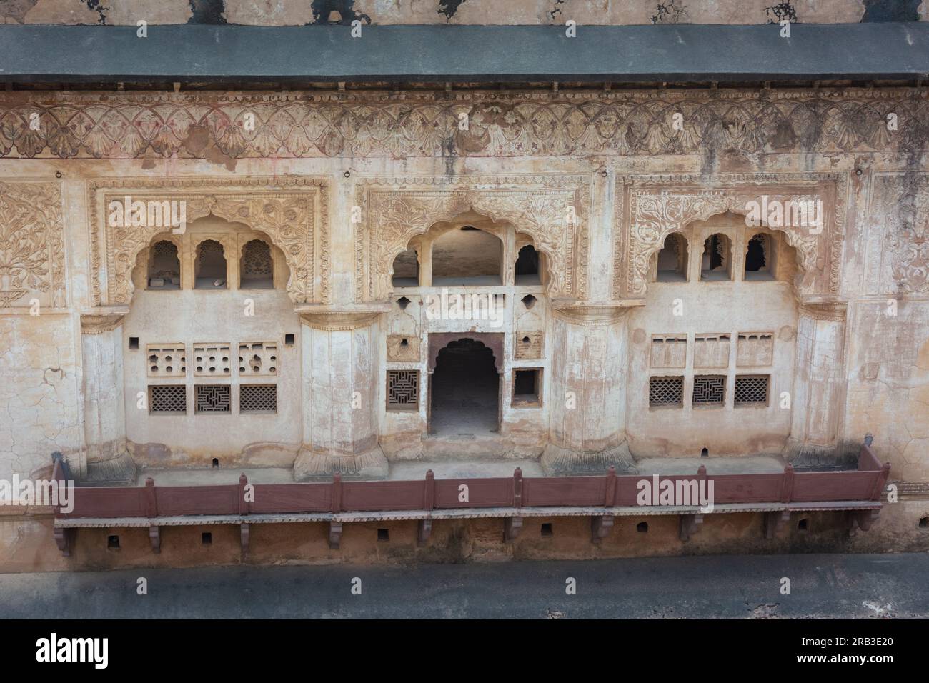 Orchha fort and palace complex in orchha, madhya pradesh, india Stock ...