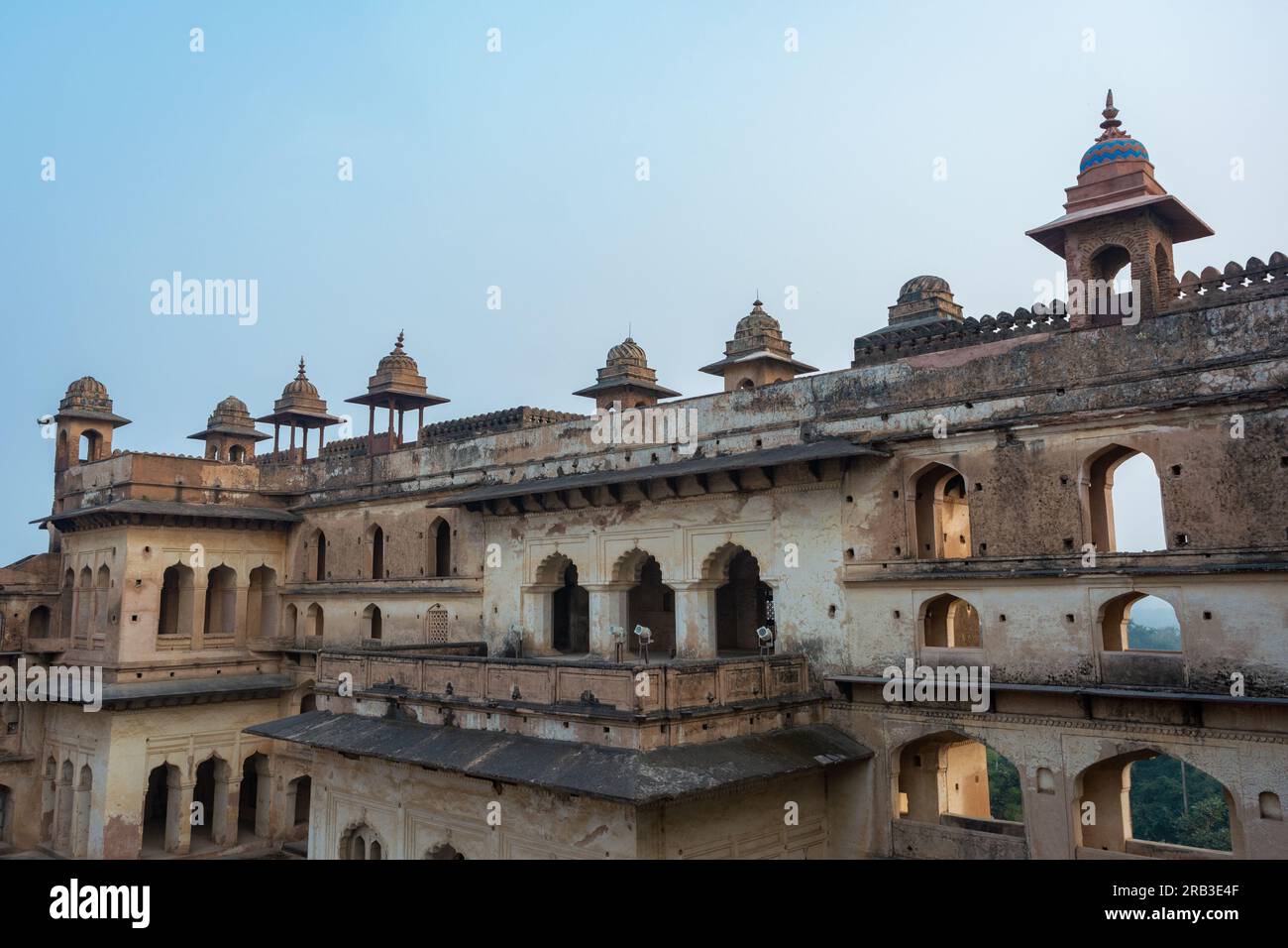 Orchha fort and palace complex in orchha, madhya pradesh, india Stock ...