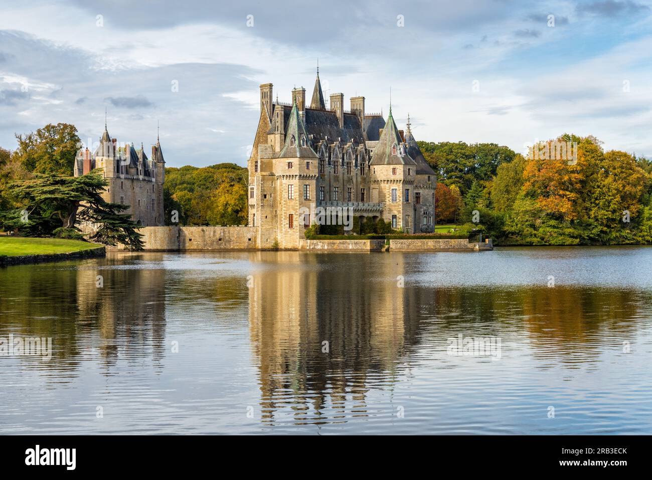 Chateau Domaine De La Bretesche Missillac France on lake in green park ...