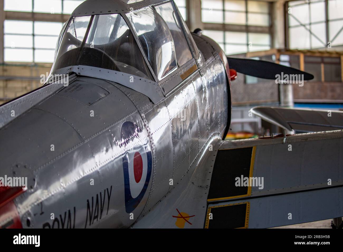 Undercover aircraft hi-res stock photography and images - Alamy