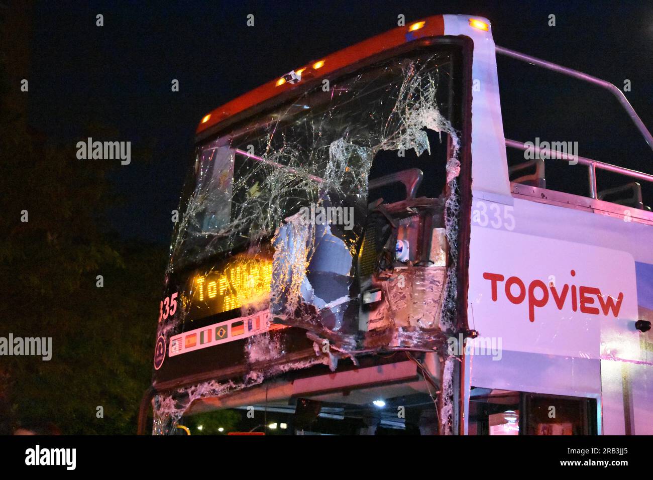 Mta bus accident hi-res stock photography and images - Alamy