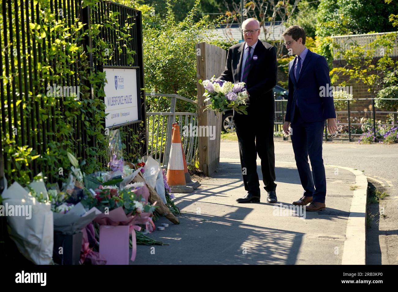 Ian Hewitt (left), chairman of the All England Lawn Tennis club ...