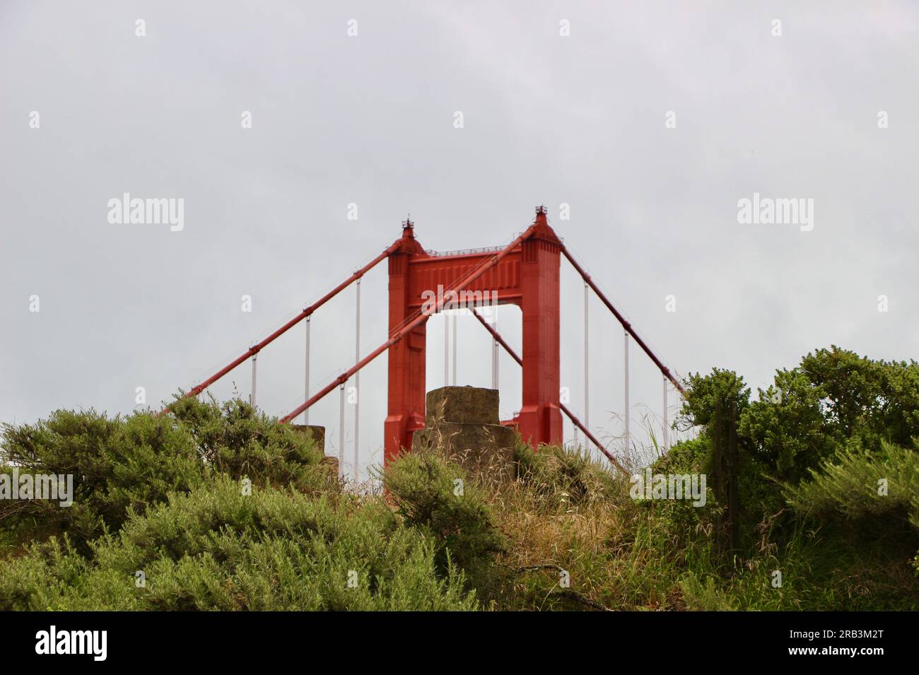 View of a tower top of the Golden Gate bridge from the Marin County ...
