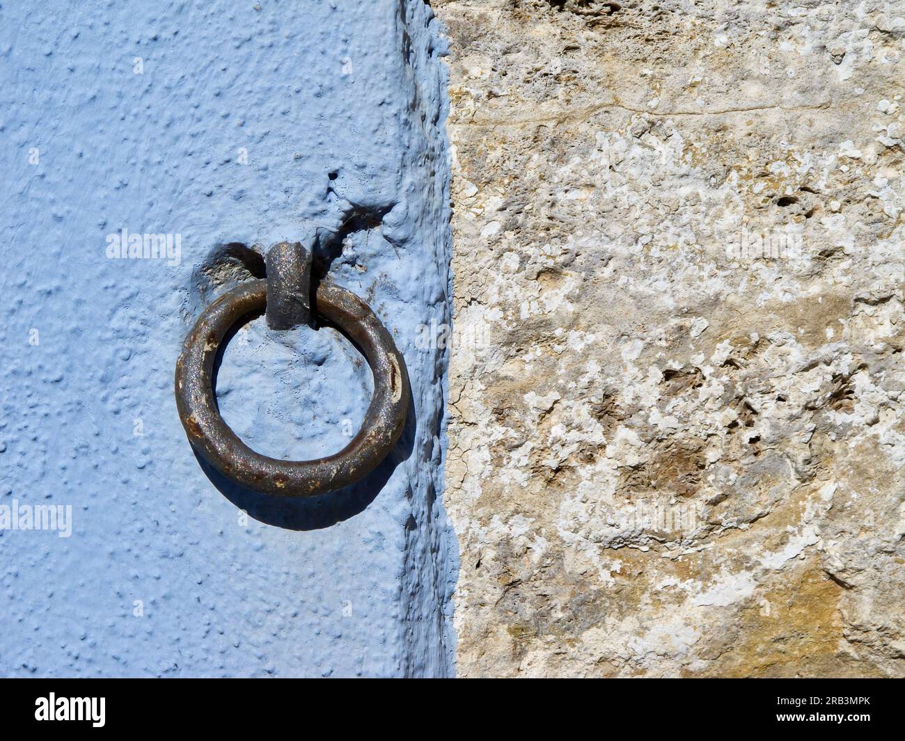 The iron ring hi-res stock photography and images - Alamy