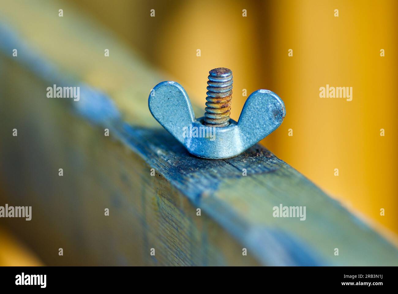 Wing Nut And Screw Loose at Donald Pennington blog