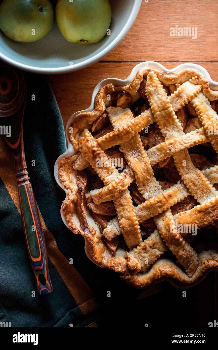 Details table hi-res stock photography and images - Alamy