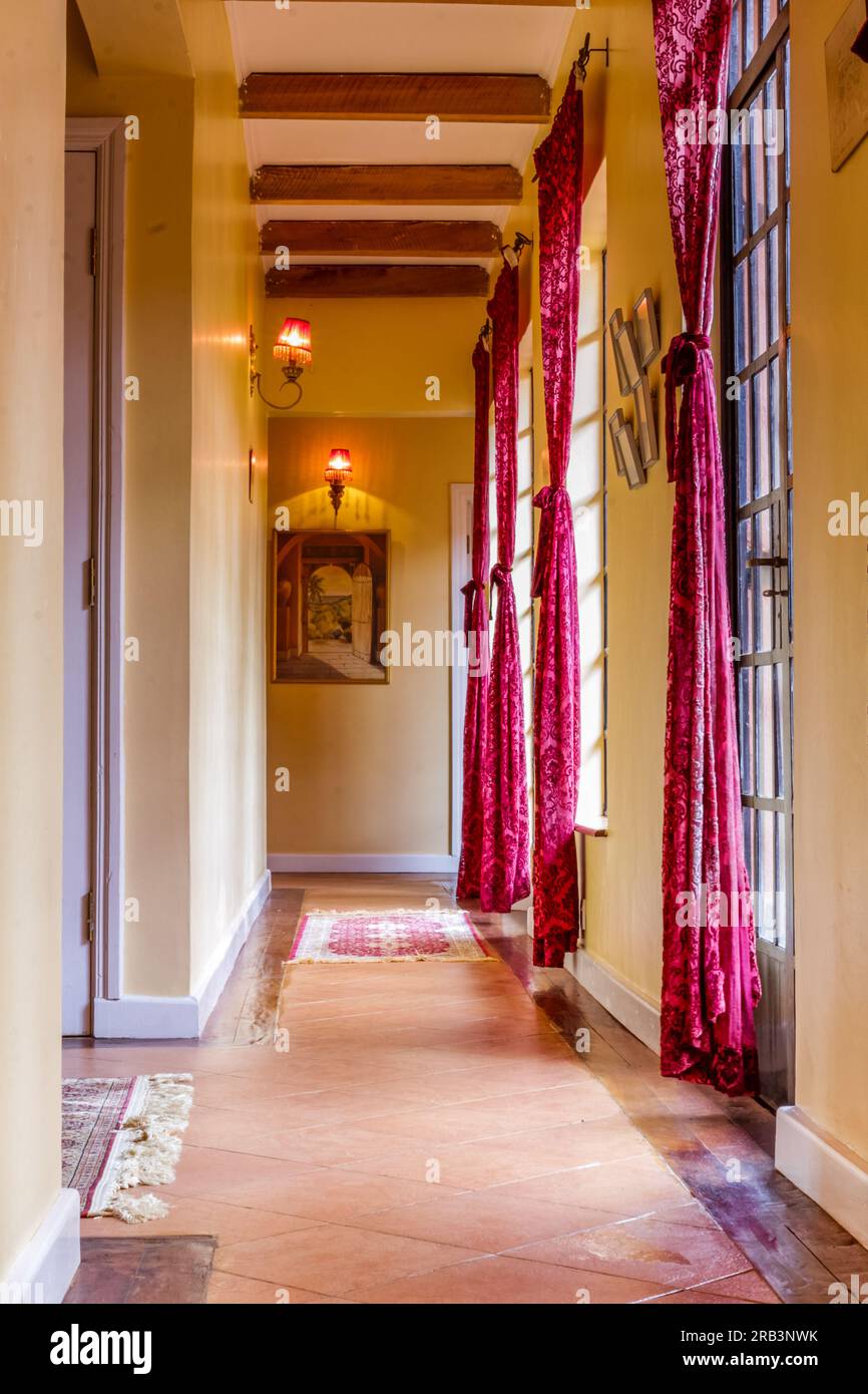 Walls decorated still life interiors exteriors home design ...