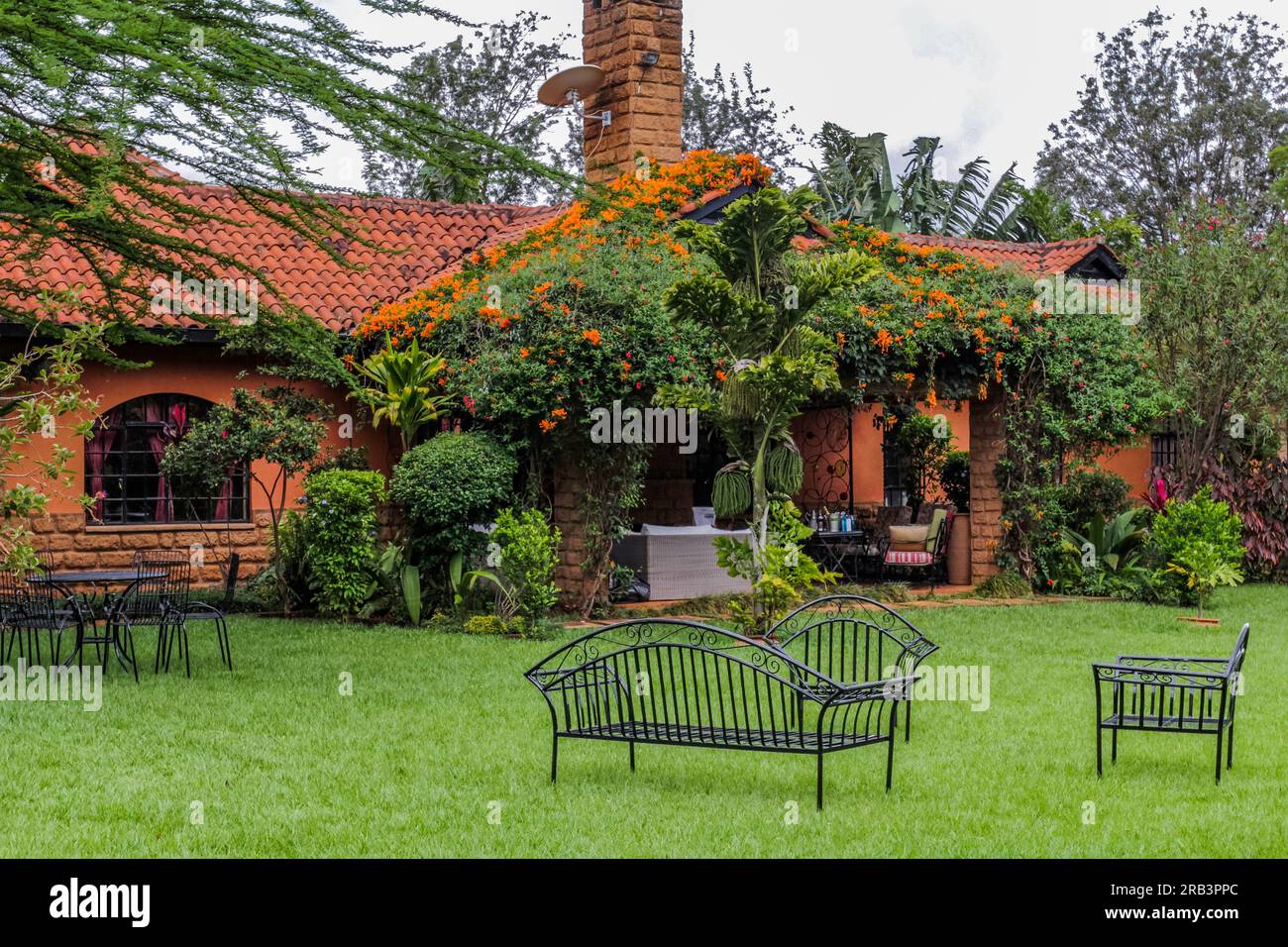 Typical native residence hi-res stock photography and images - Alamy