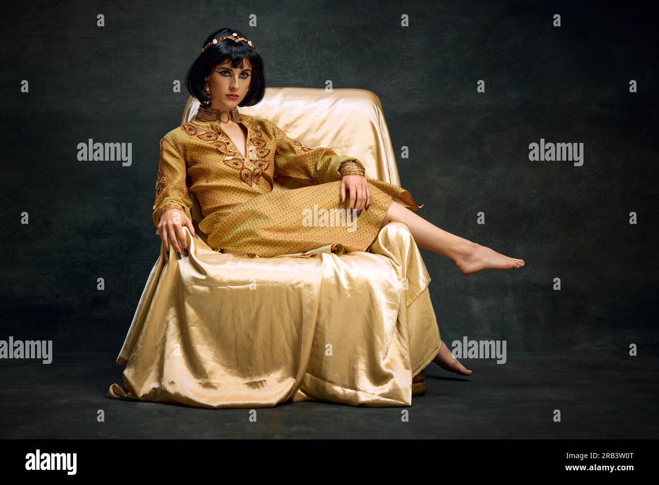 Portrait of elegant, beautiful woman in image of antique queen ...