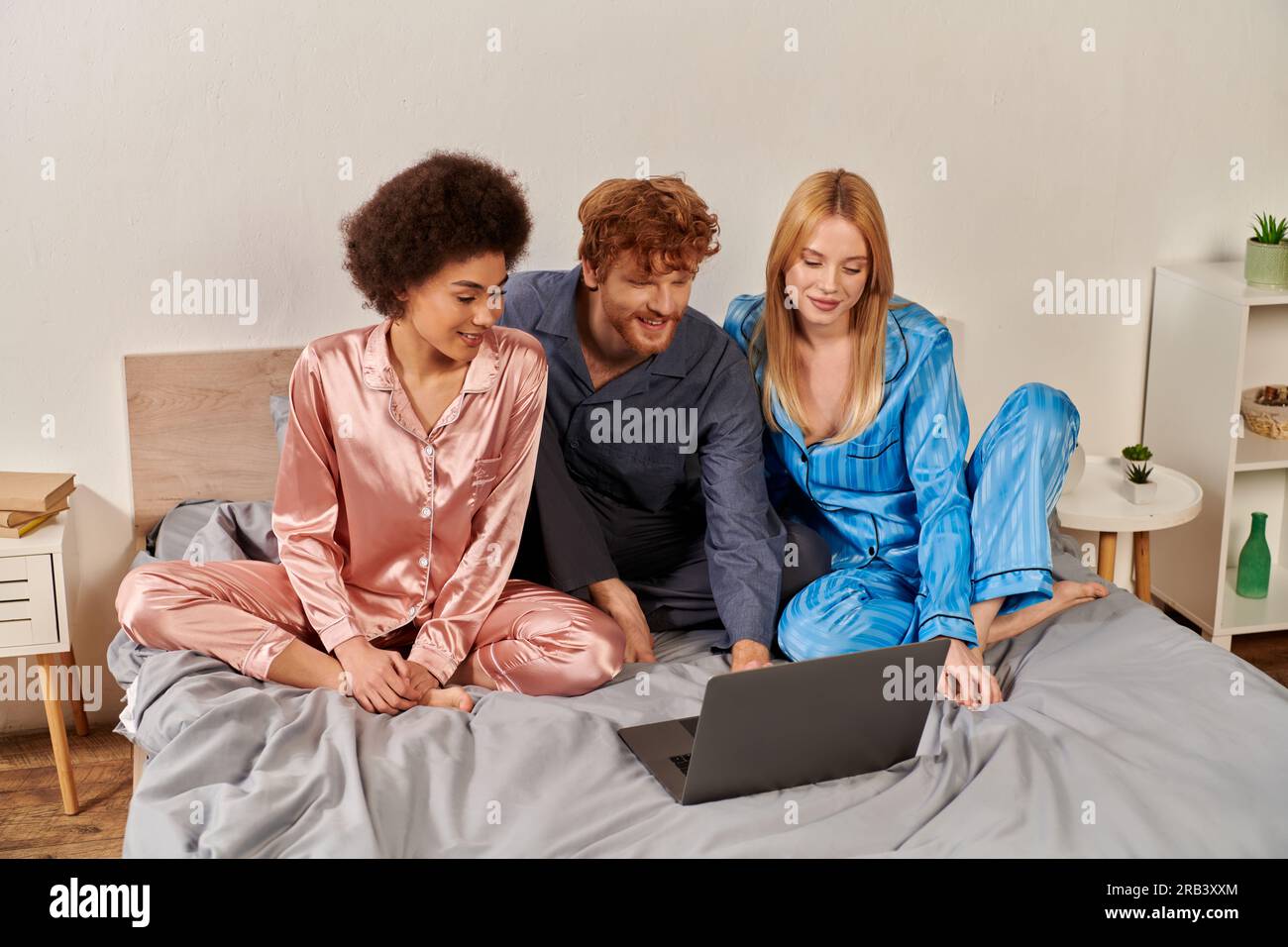 open relationship, polygamy, understanding, three adults, redhead man ...