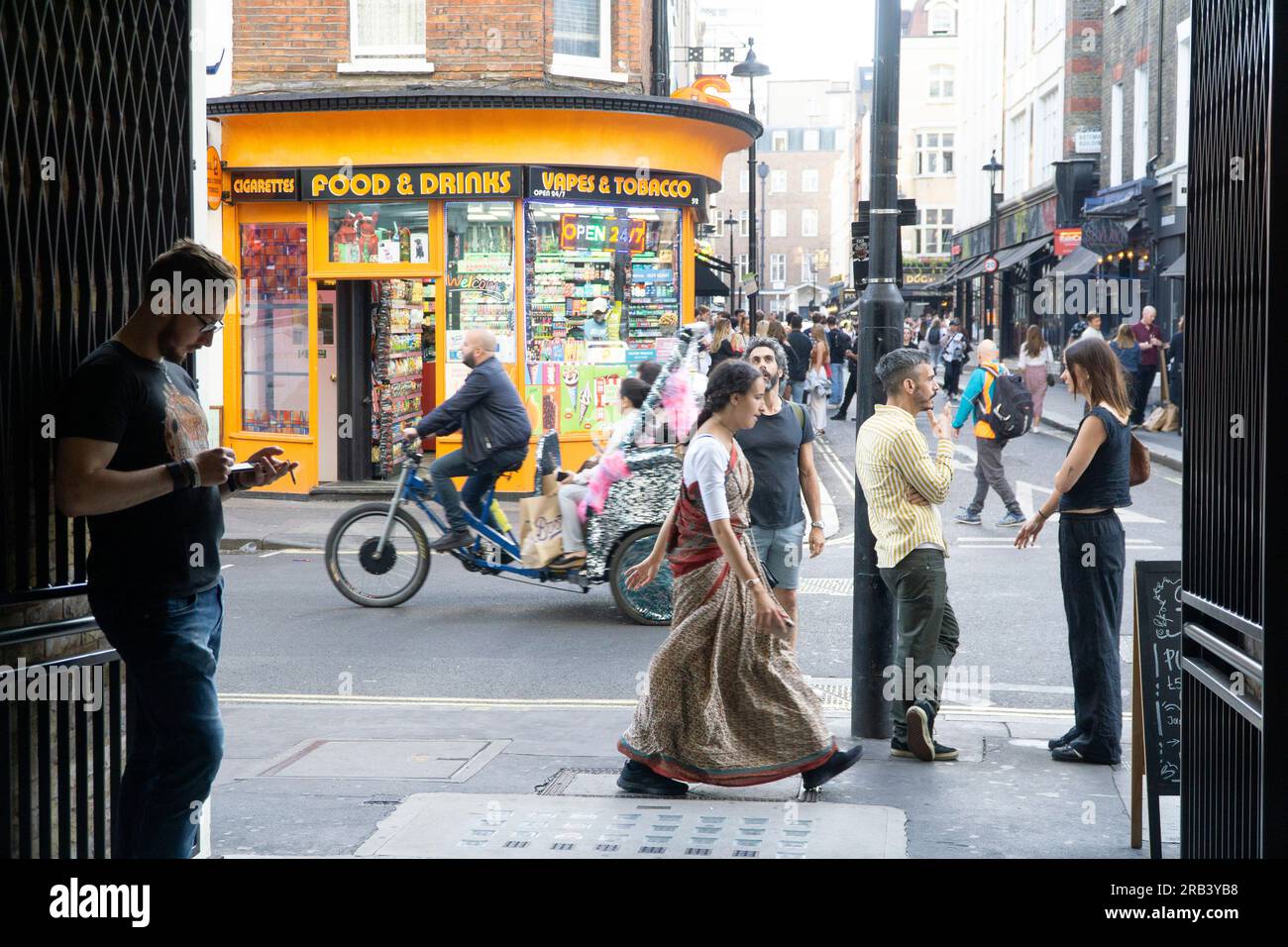 2023 london hi-res stock photography and images - Alamy