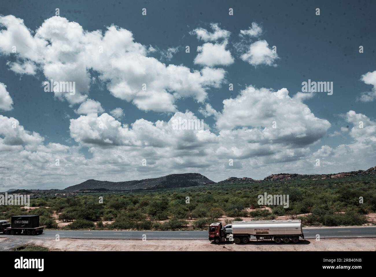 Kenya railways corporation mombasa nairobi standard gauge rail hi-res ...