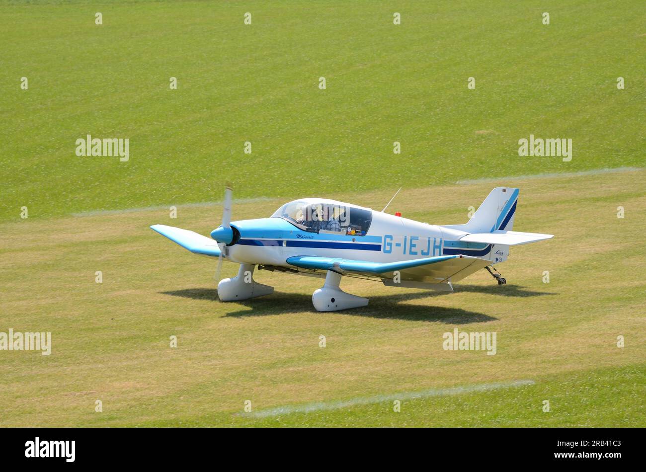 Jodel d 150 mascaret hi-res stock photography and images - Alamy