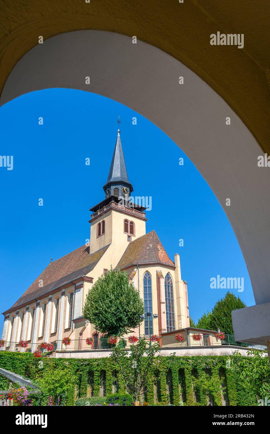 Holy trinity france hi-res stock photography and images - Alamy