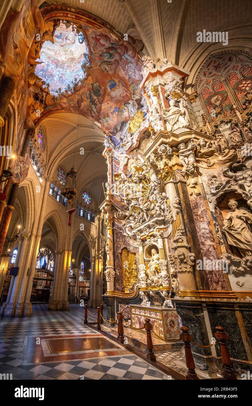 El transparente toledo hi-res stock photography and images - Alamy